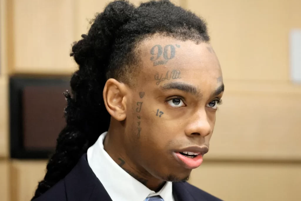YNW Melly continua detido há 8 anos e julgamento é adiado para 2027 ...